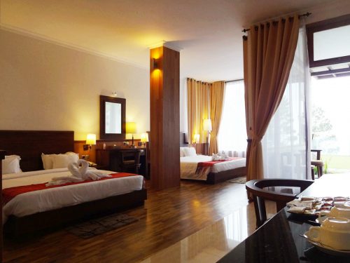 Tongging Point : Hotel – Taman Simalem