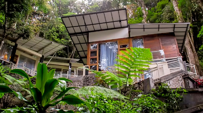 The Waterfall: Villa – Taman Simalem | Hotel & Resort at Lake Toba