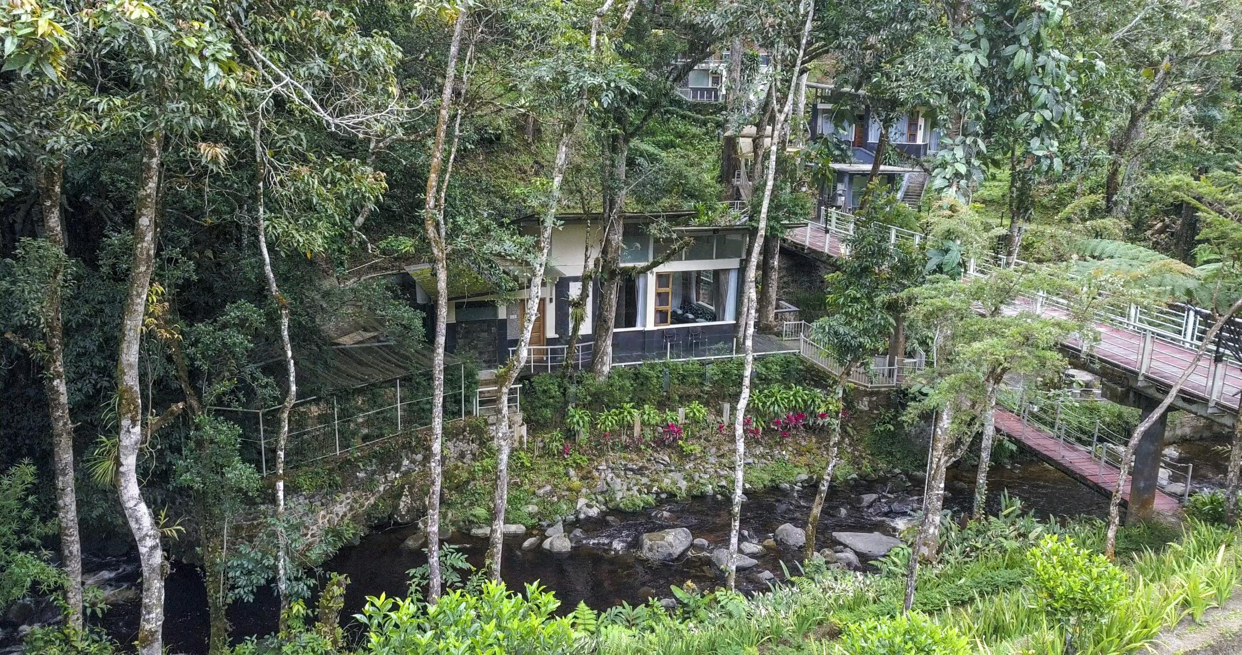 The Waterfall: Villa – Taman Simalem | Hotel & Resort at Lake Toba